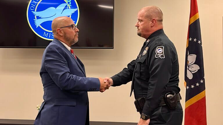Cox sworn into office as Olive Branch police chief | DeSoto County News