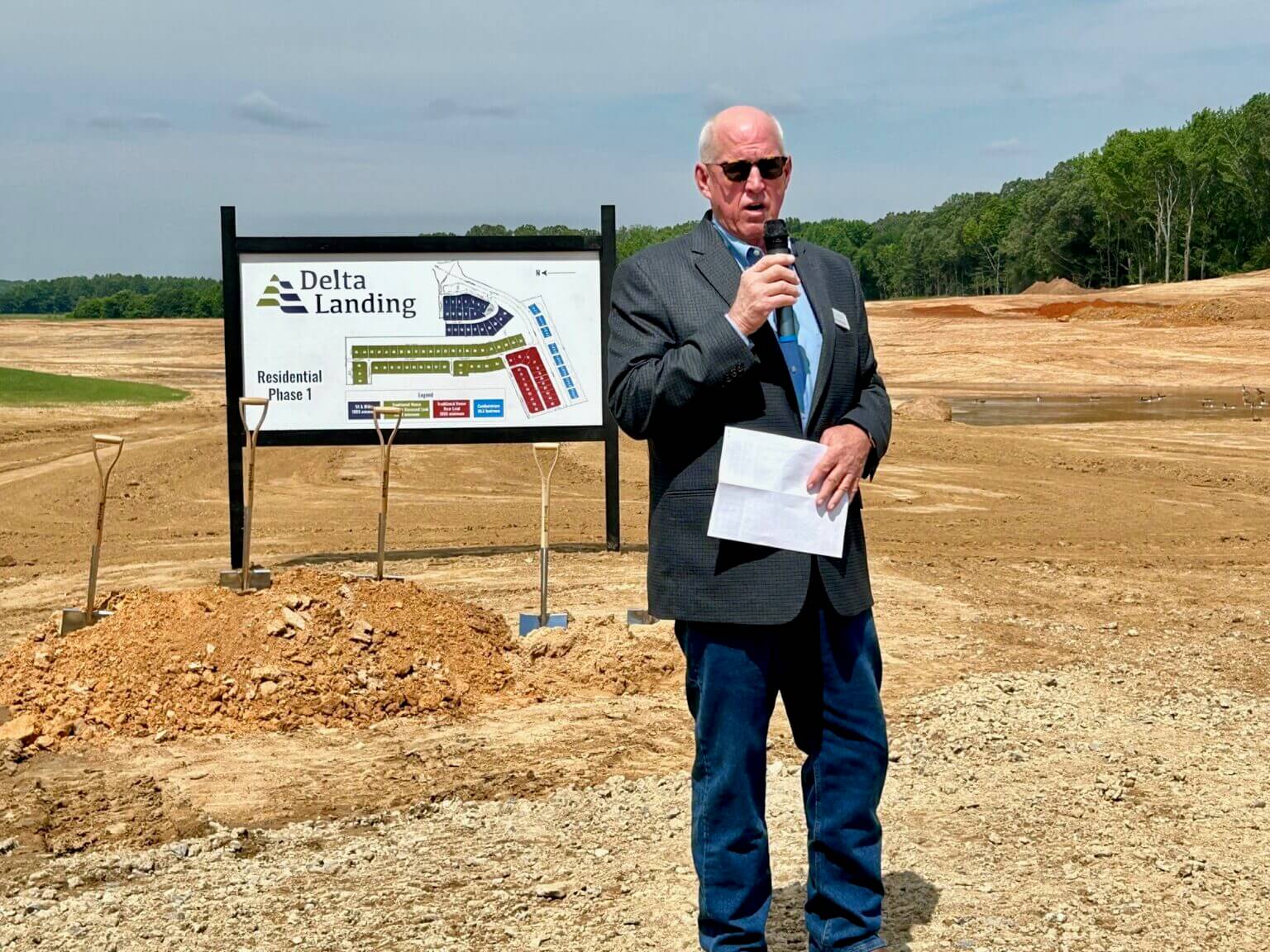 Delta Landing groundbreaking held | DeSoto County News
