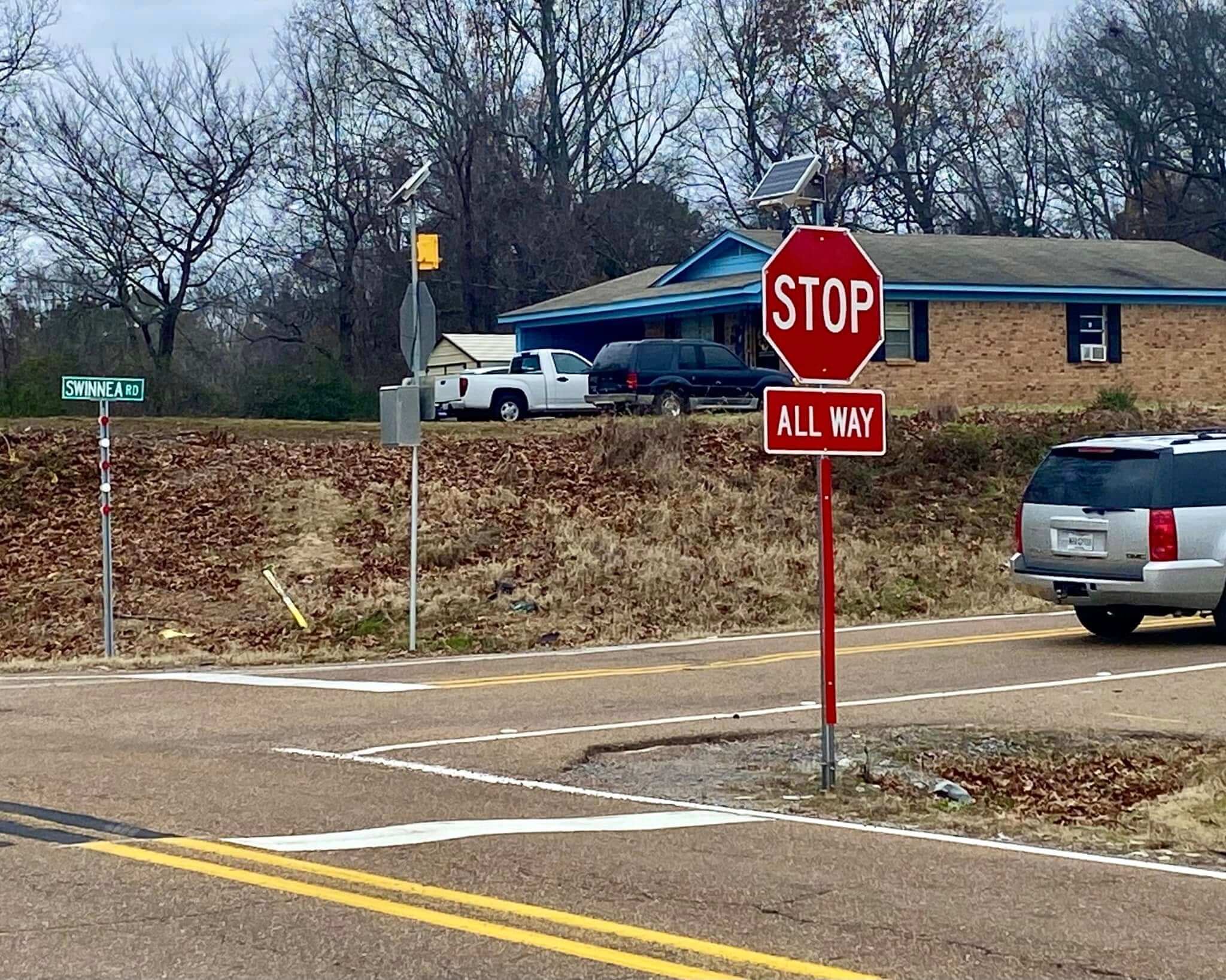 Stop signs in place at dangerous intersection | DeSoto County News