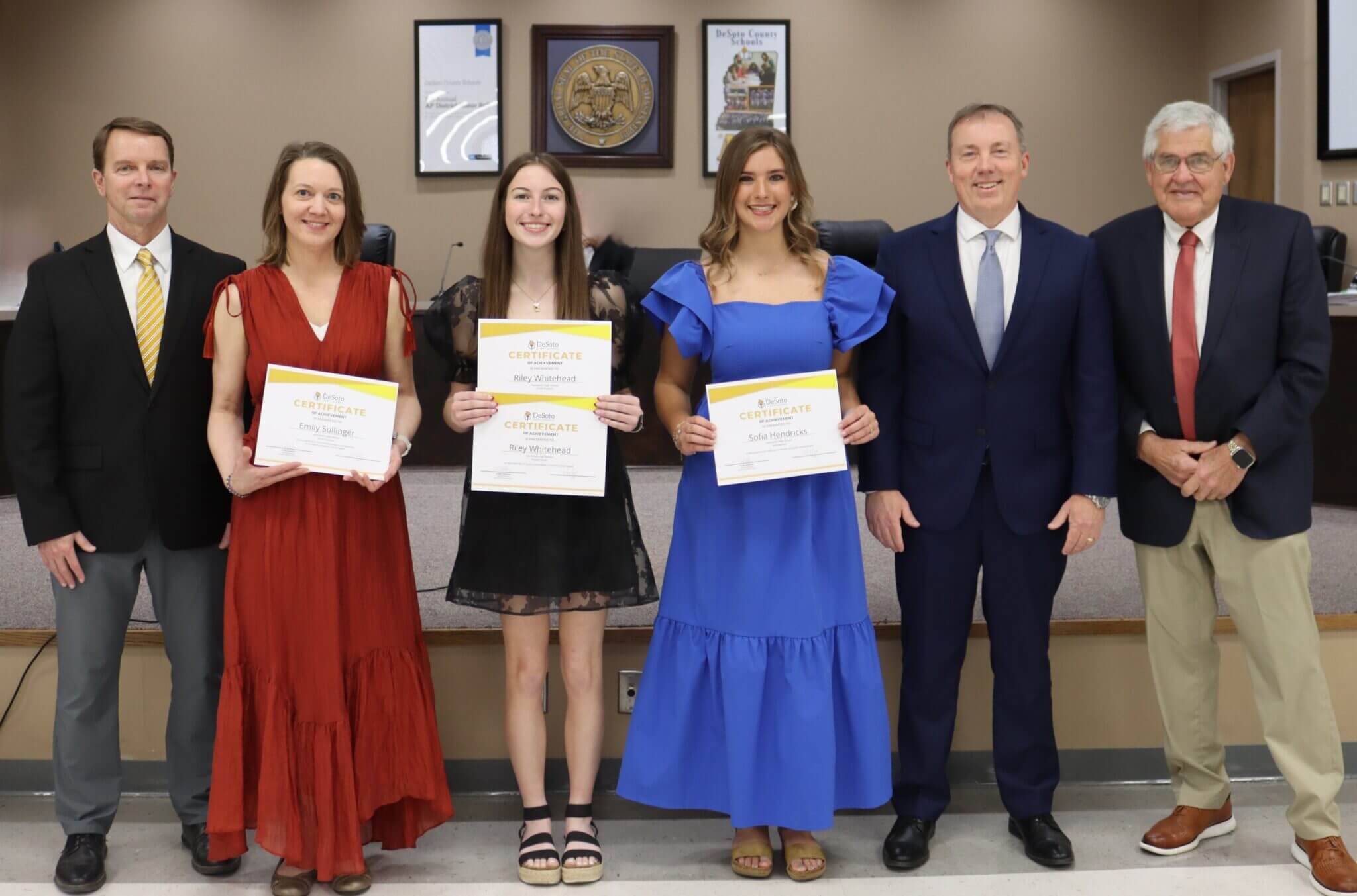 DCS vals, sals, Star students and teachers | DeSoto County News