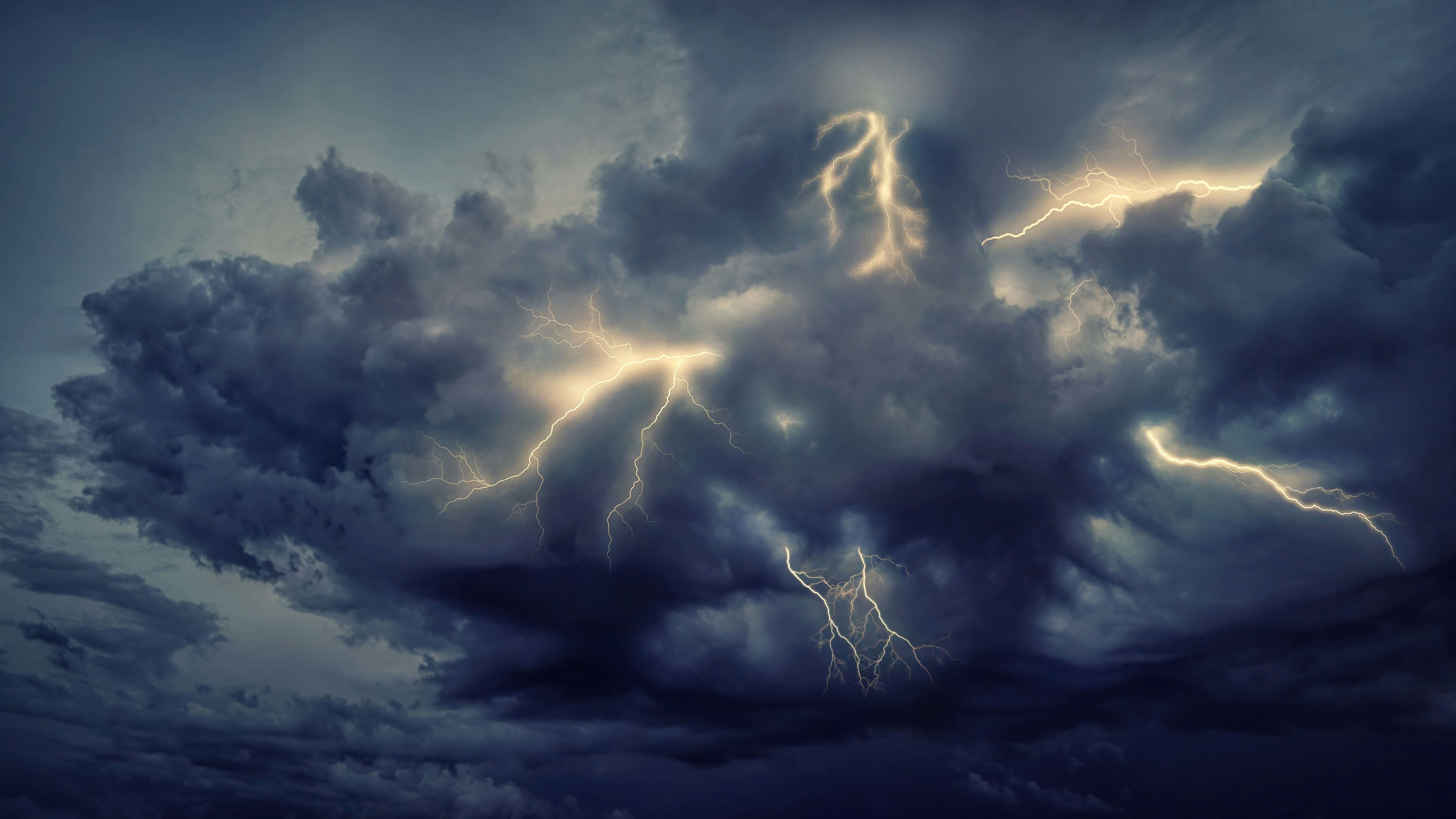 Saturday storm system causes damage, death in north Mississippi ...