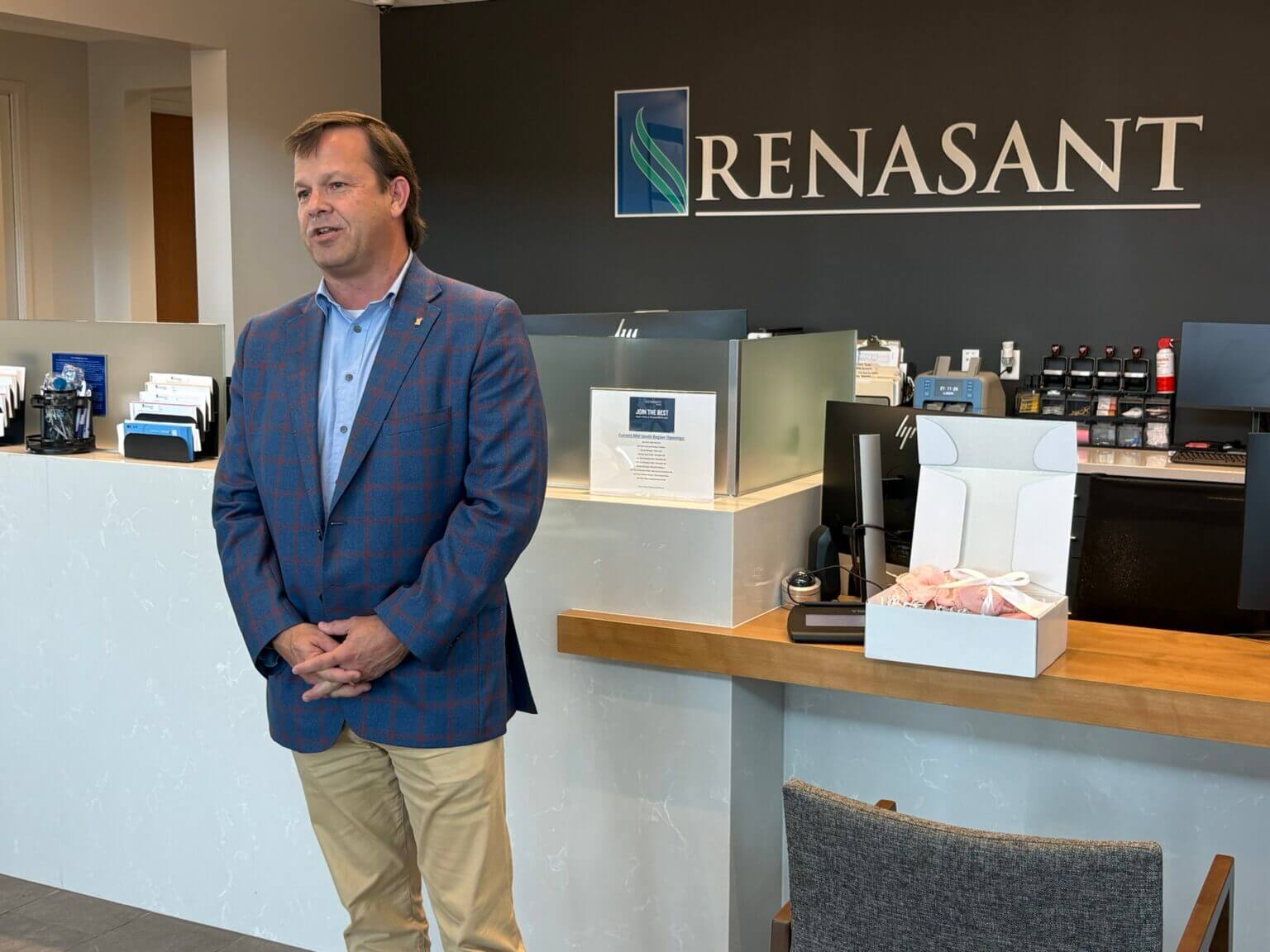 Renasant Bank Opens Rebuilt Southaven Facility | DeSoto County News