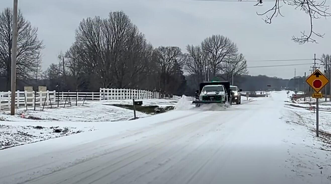 DeSoto County urges caution as crews clear roads, icy conditions make ...